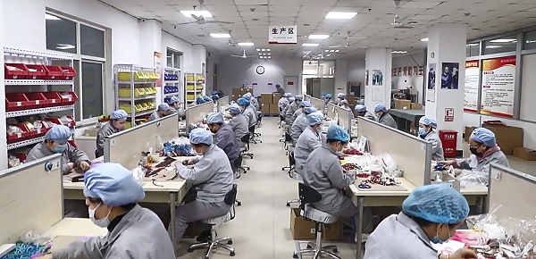 Custom Jewelry Manufacturer