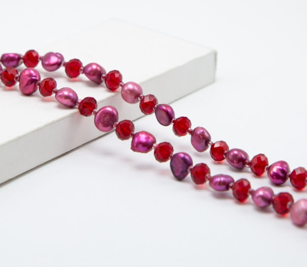 How to Choose the Perfect Beads for Your Jewelry